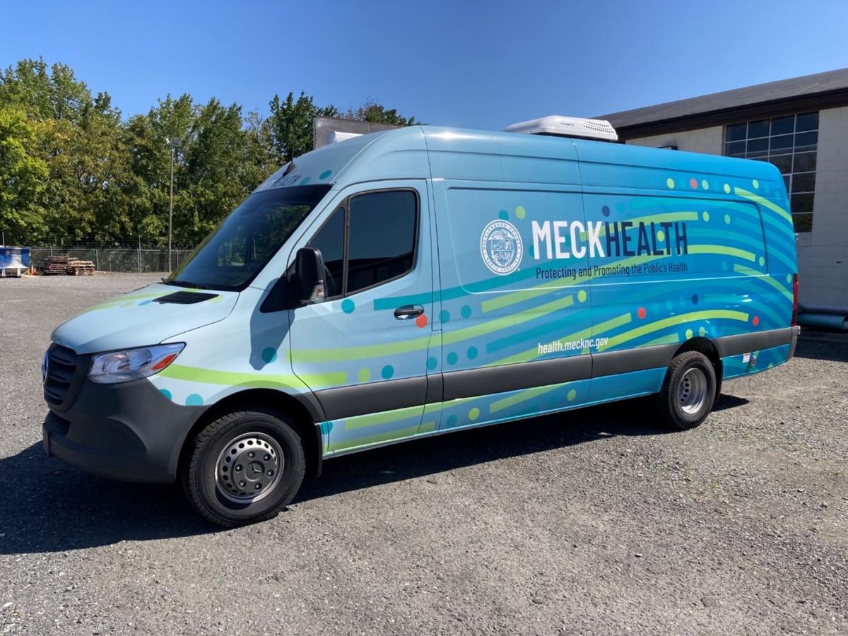 Mecklenburg lanza su primera unidad móvil de vacunación