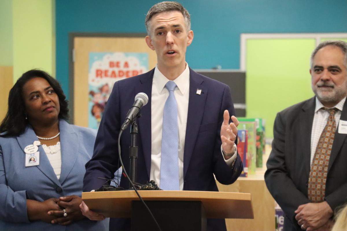 Programas piloto Wake combaten ausentismo escolar • Enlace Latino NC