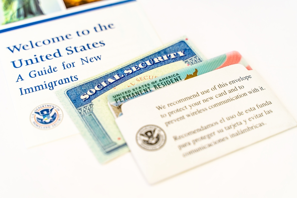 Solicitantes de Green Card y visas deberán revelar sus cuentas en redes ...