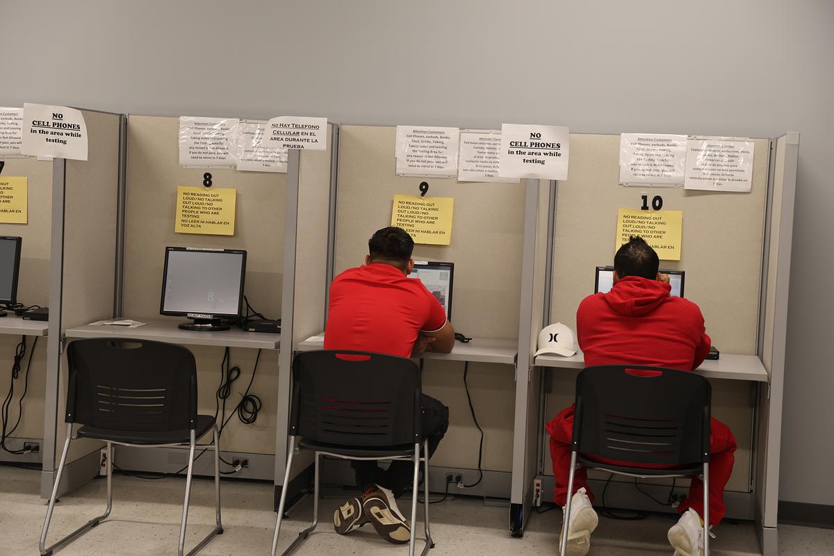 Interactive Test: NC Driver's License Test • Enlace Latino NC